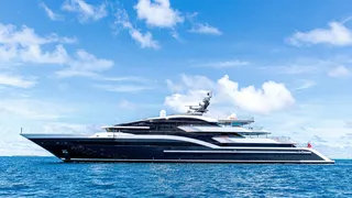 90m Oceanco superyacht Dar joins market at €208M